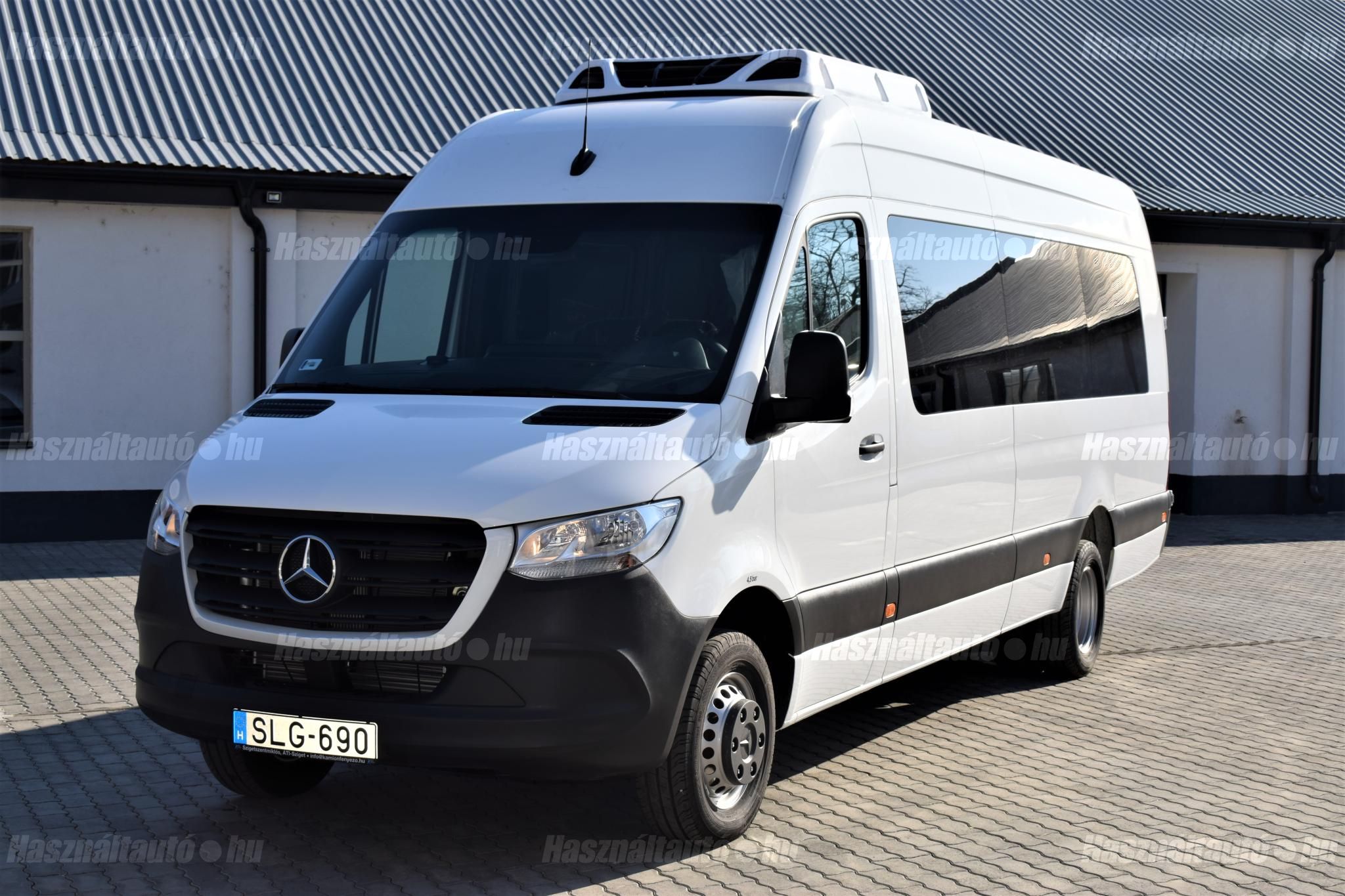 Eladó Kitűnő MERCEDES-BENZ Minibusz (2023) | Használtauto.hu