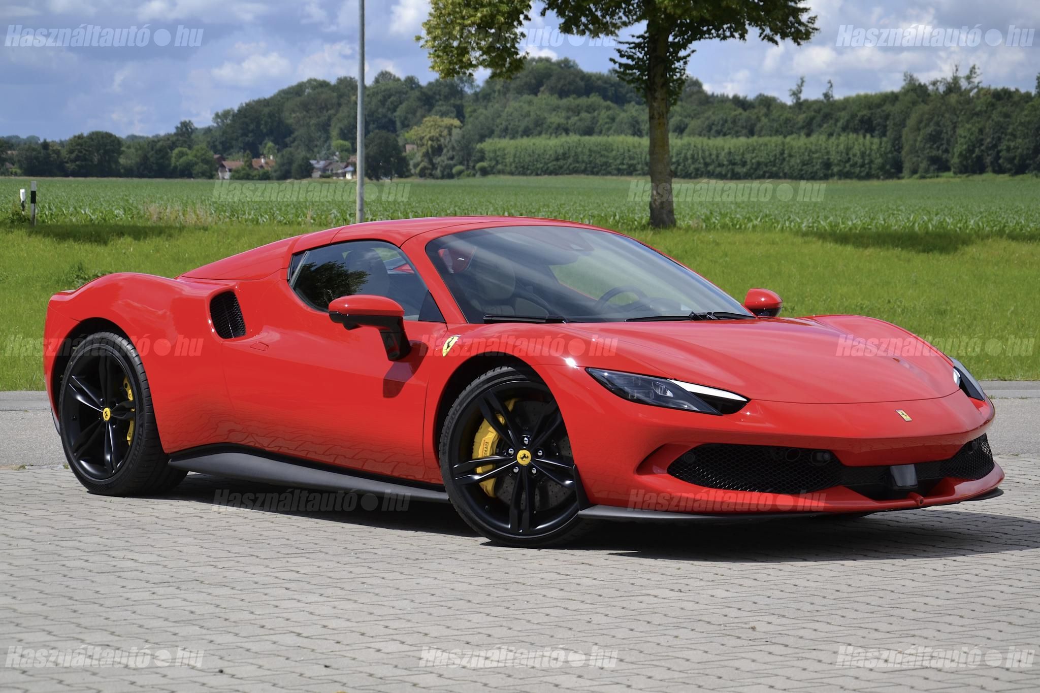 Eladó FERRARI 296 GTS Cabrio (2024) | Használtauto.hu