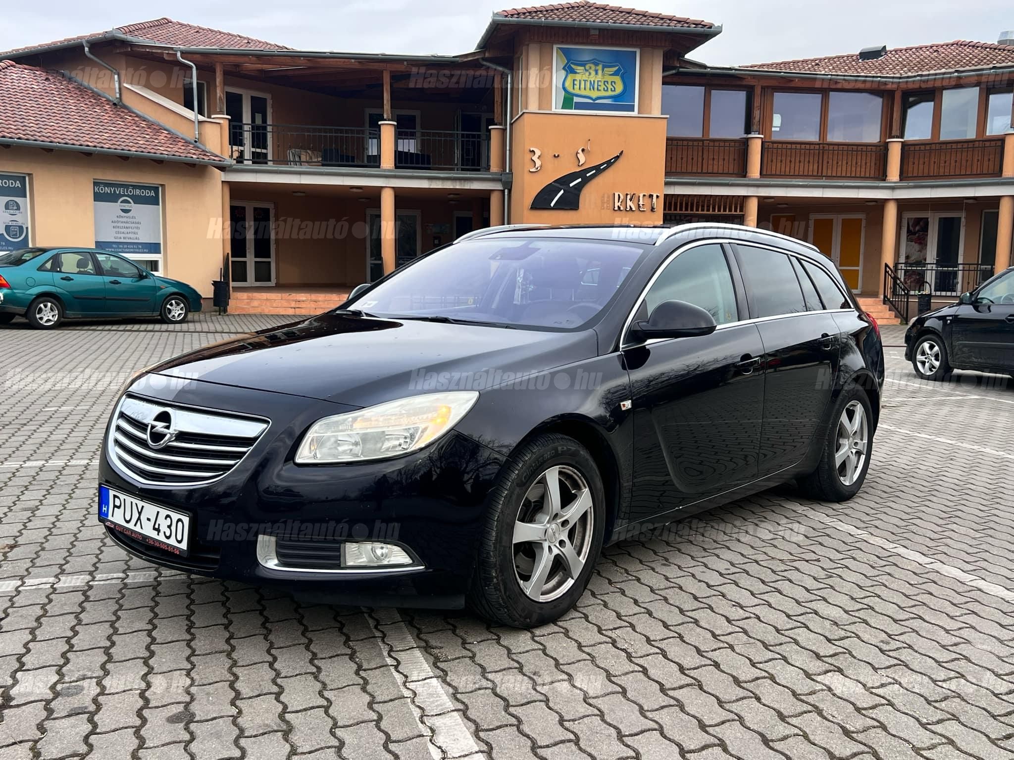 Eladó OPEL INSIGNIA Kombi (2009) | Használtauto.hu