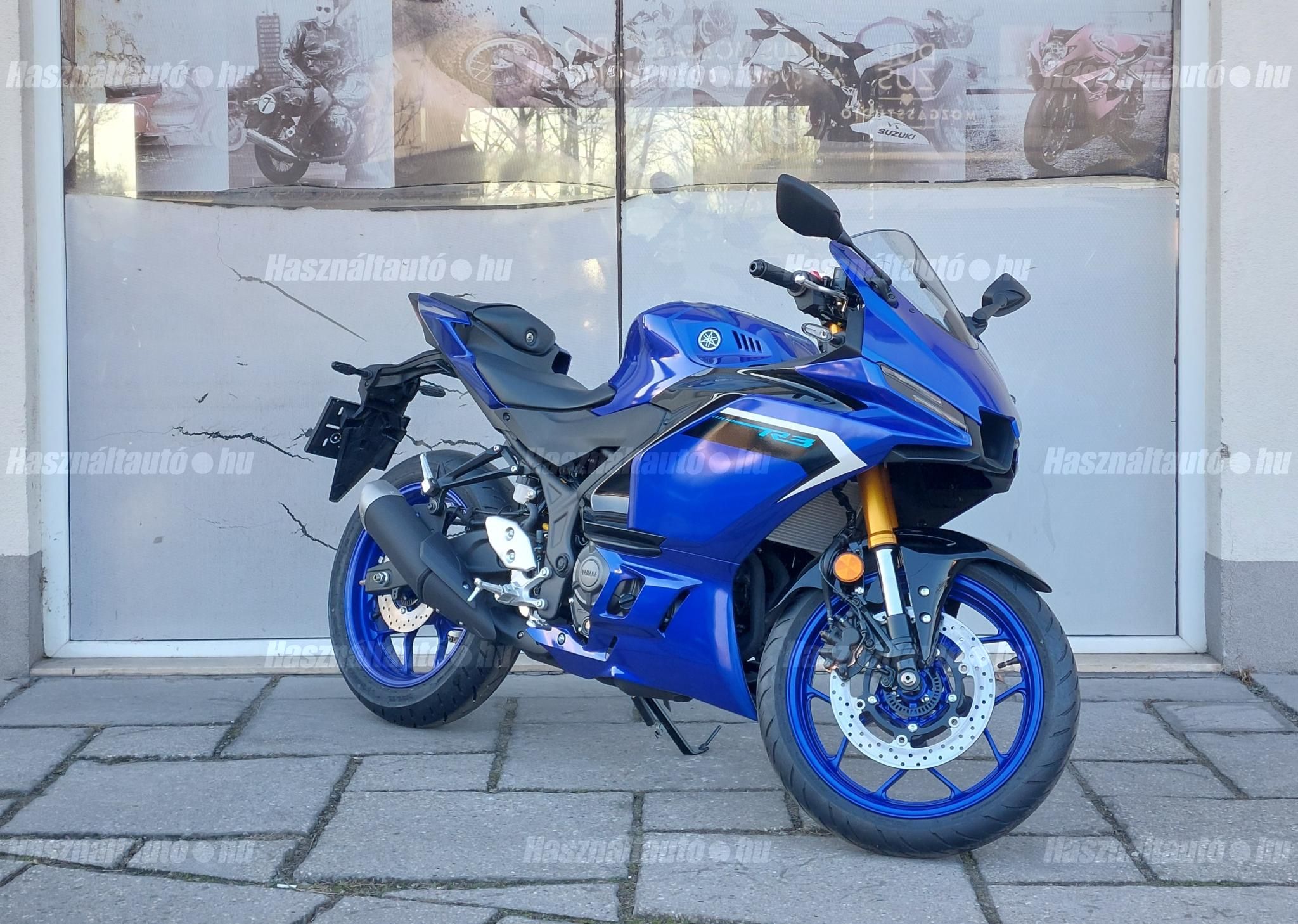 Eladó YAMAHA YZF R3 321 cm³ (2025) Motorkerékpár | Használtauto.hu