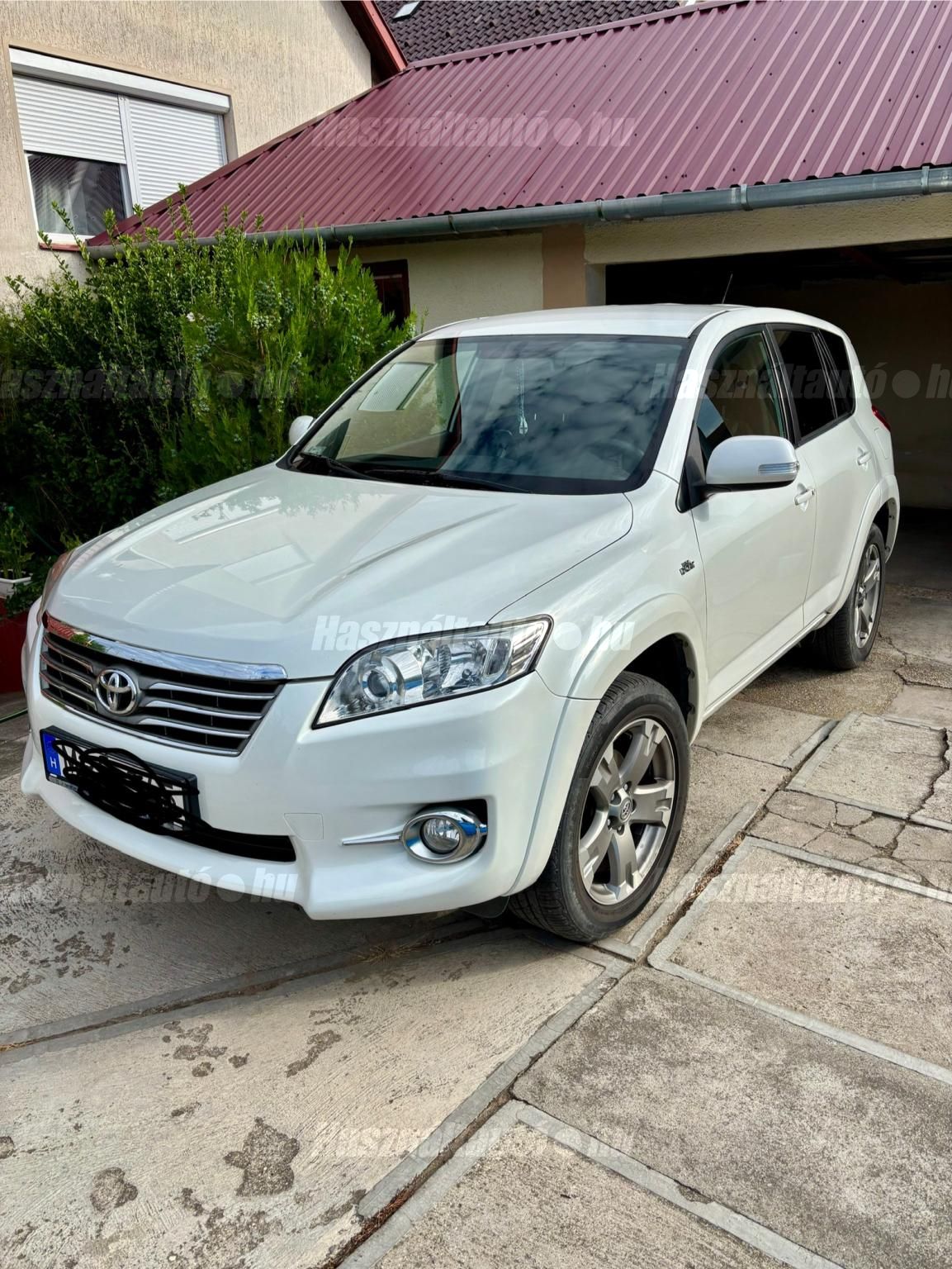 Eladó TOYOTA RAV 4 Városi terepjáró (crossover) (2011) | Használtauto.hu