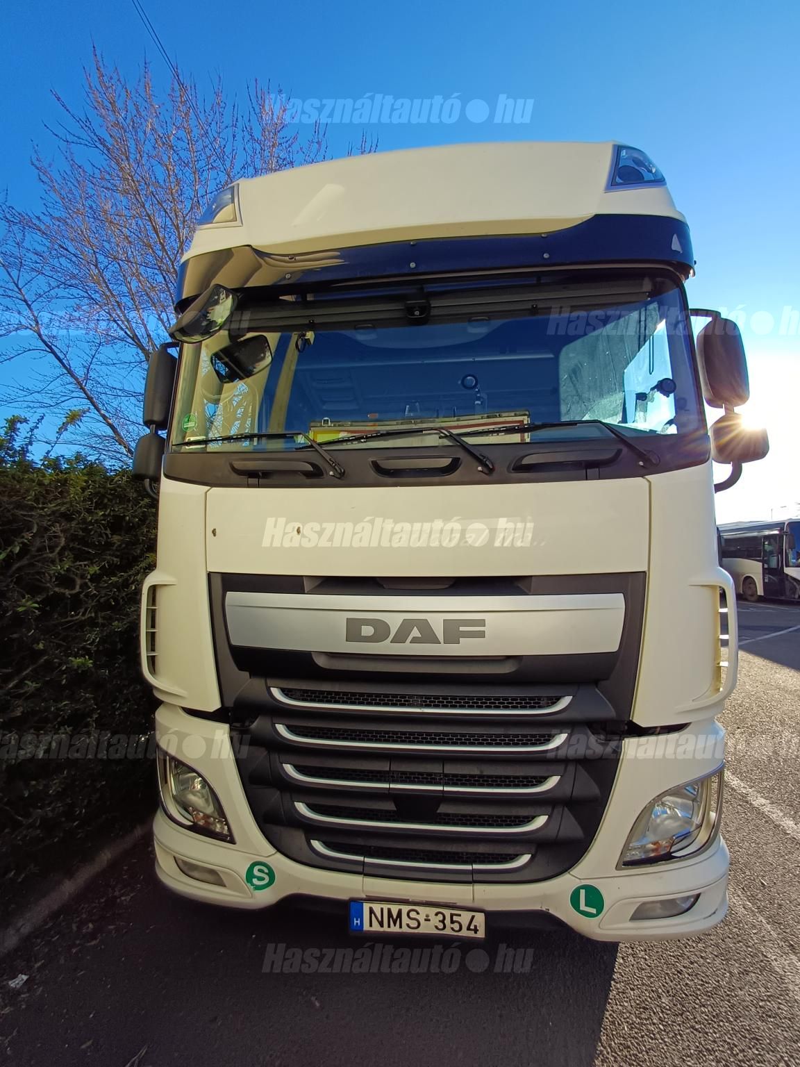 Eladó használt DAF 12 902 cm³ Nyergesvontató