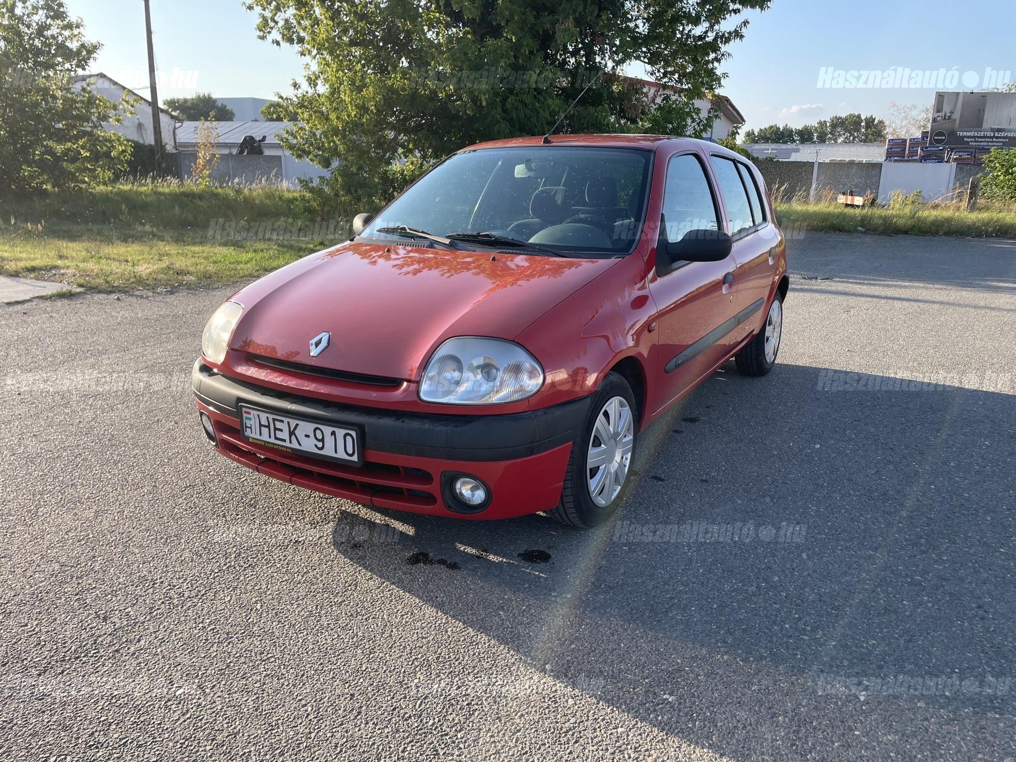 Eladó RENAULT CLIO Ferdehátú (2000) | Használtauto.hu