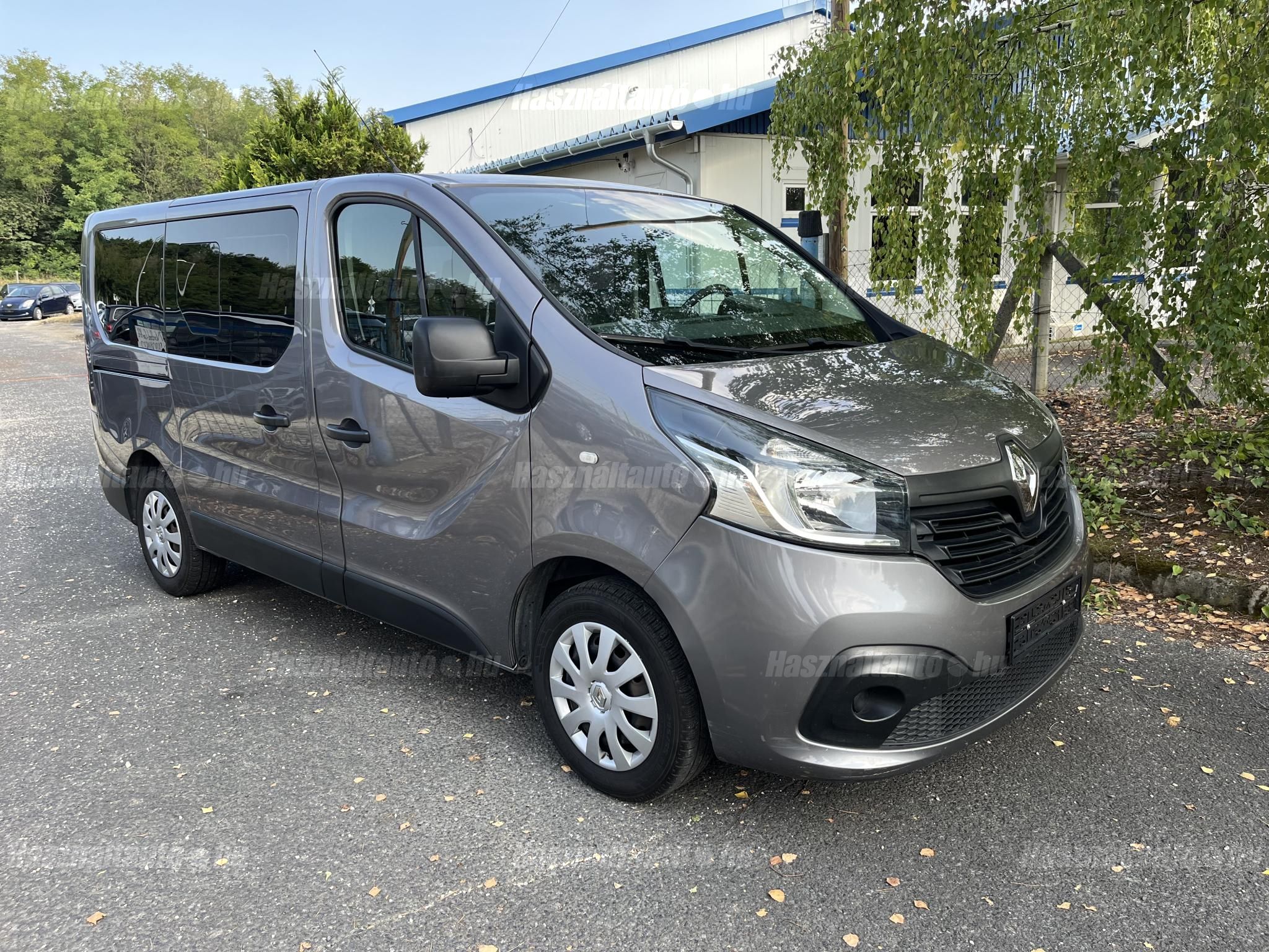 Eladó RENAULT TRAFIC Kisbusz (2015) | Használtautó.hu