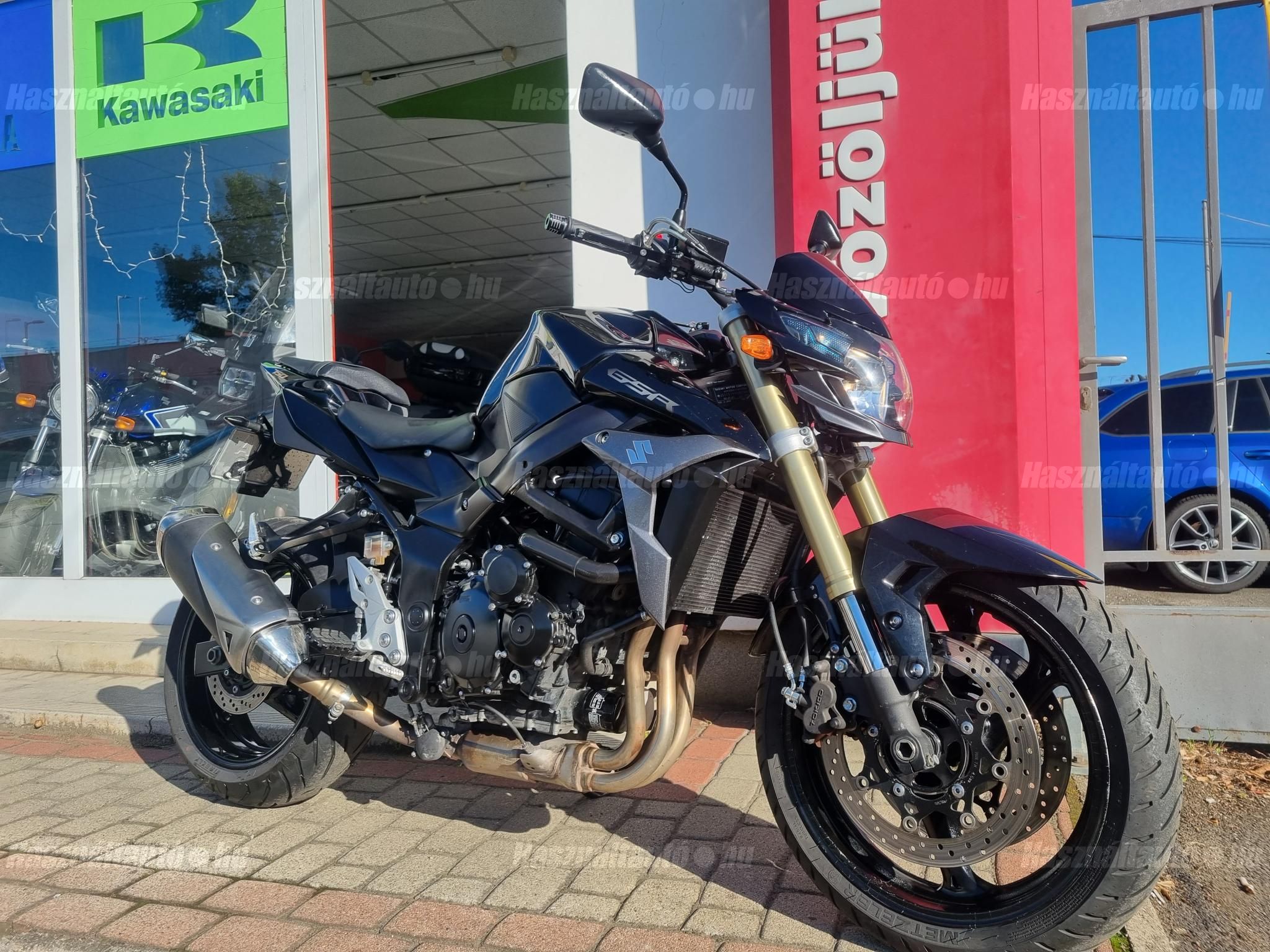 Eladó SUZUKI GSR 750 750 cm³ (2012) Motorkerékpár | Használtauto.hu