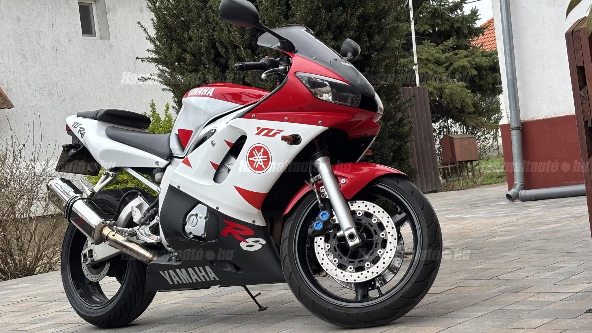 Eladó YAMAHA YZF R6 600 cm³ (2001) Motorkerékpár | Használtauto.hu