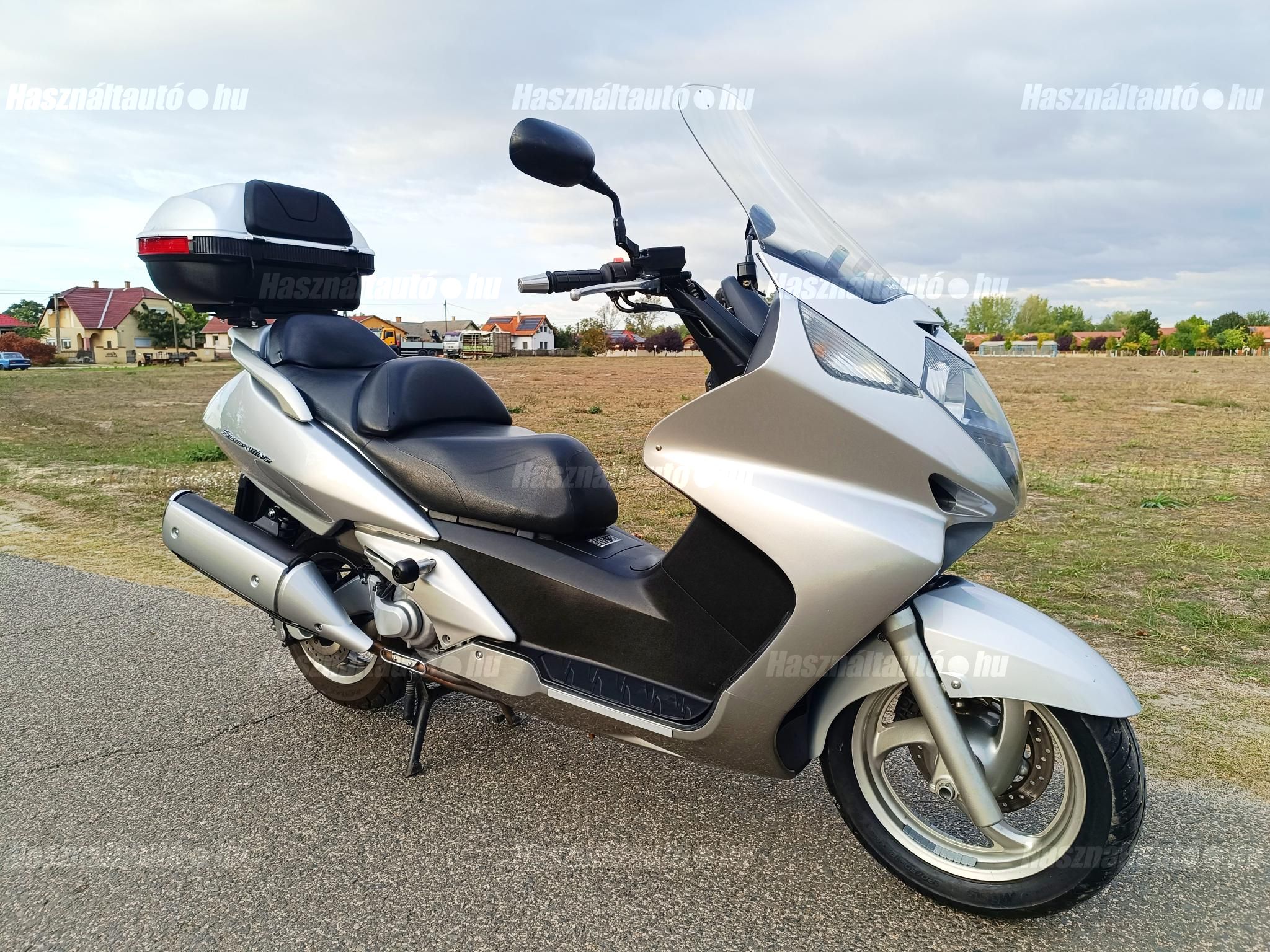 Eladó HONDA SILVER WING 600 600 cm³ (2005) Motorkerékpár | Használtauto.hu