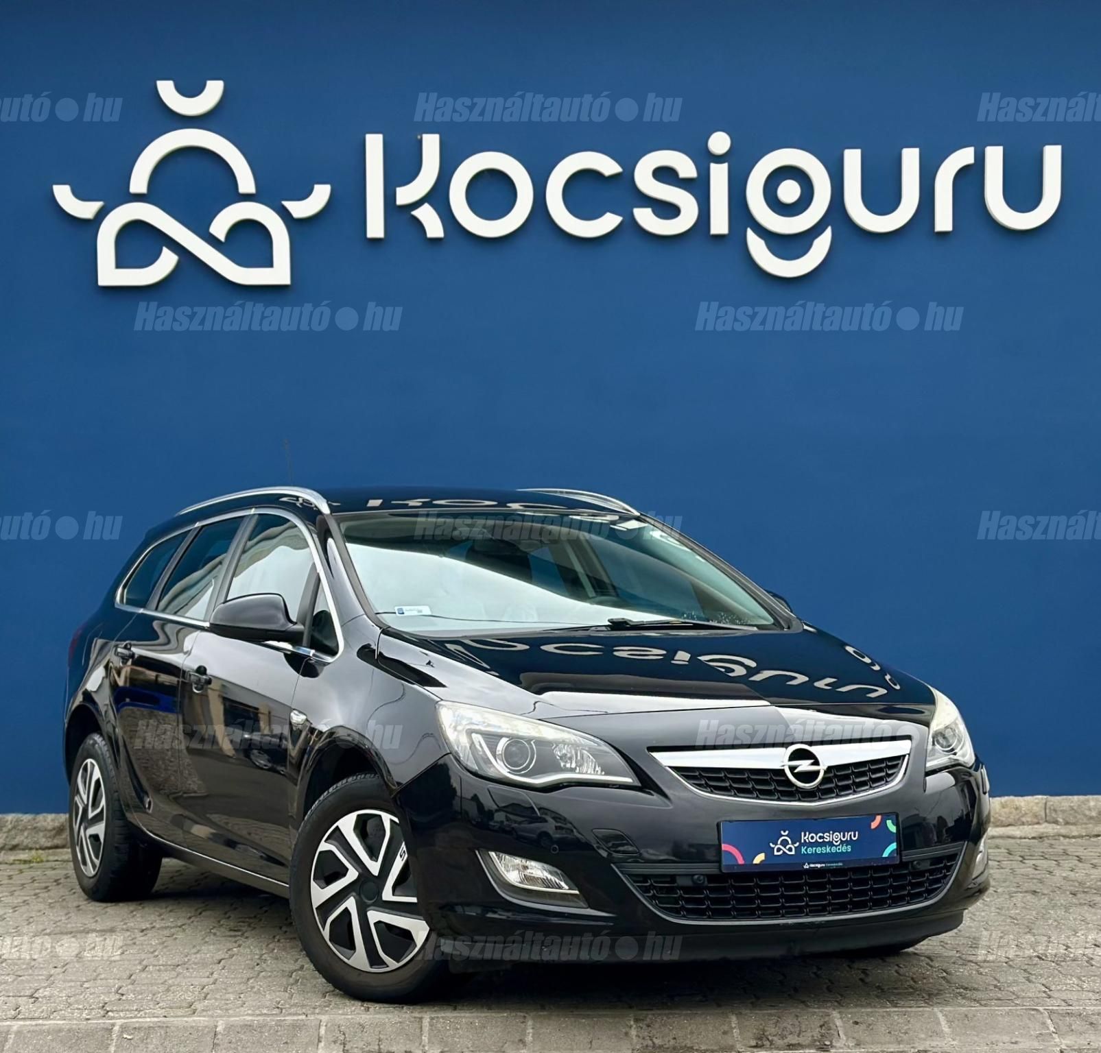 Eladó OPEL ASTRA J Kombi (2011) | Használtauto.hu