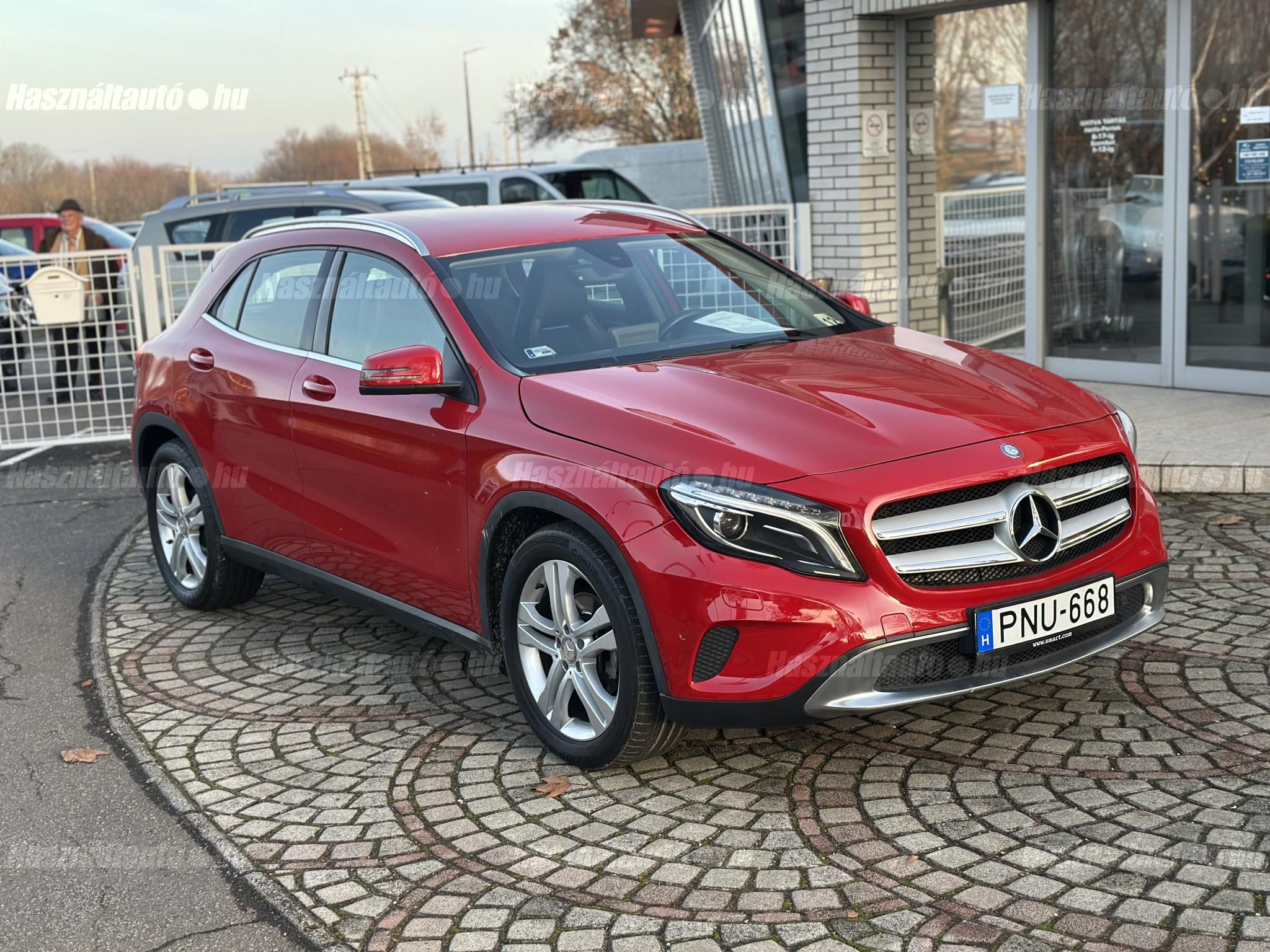 Eladó MERCEDES-BENZ GLA 200 Városi terepjáró (crossover) (2016 ...