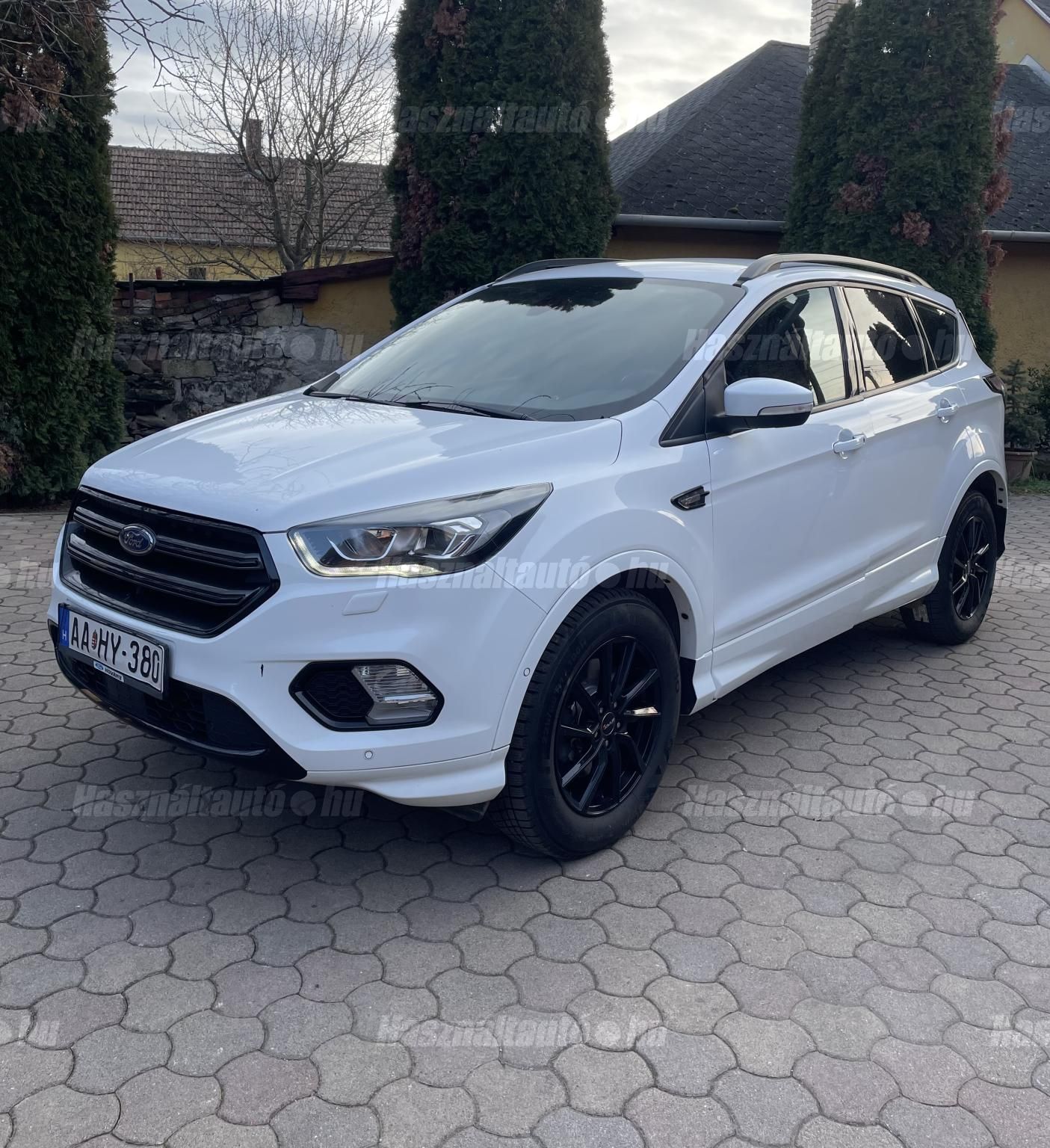 Eladó FORD KUGA Egyterű (2019) | Használtauto.hu