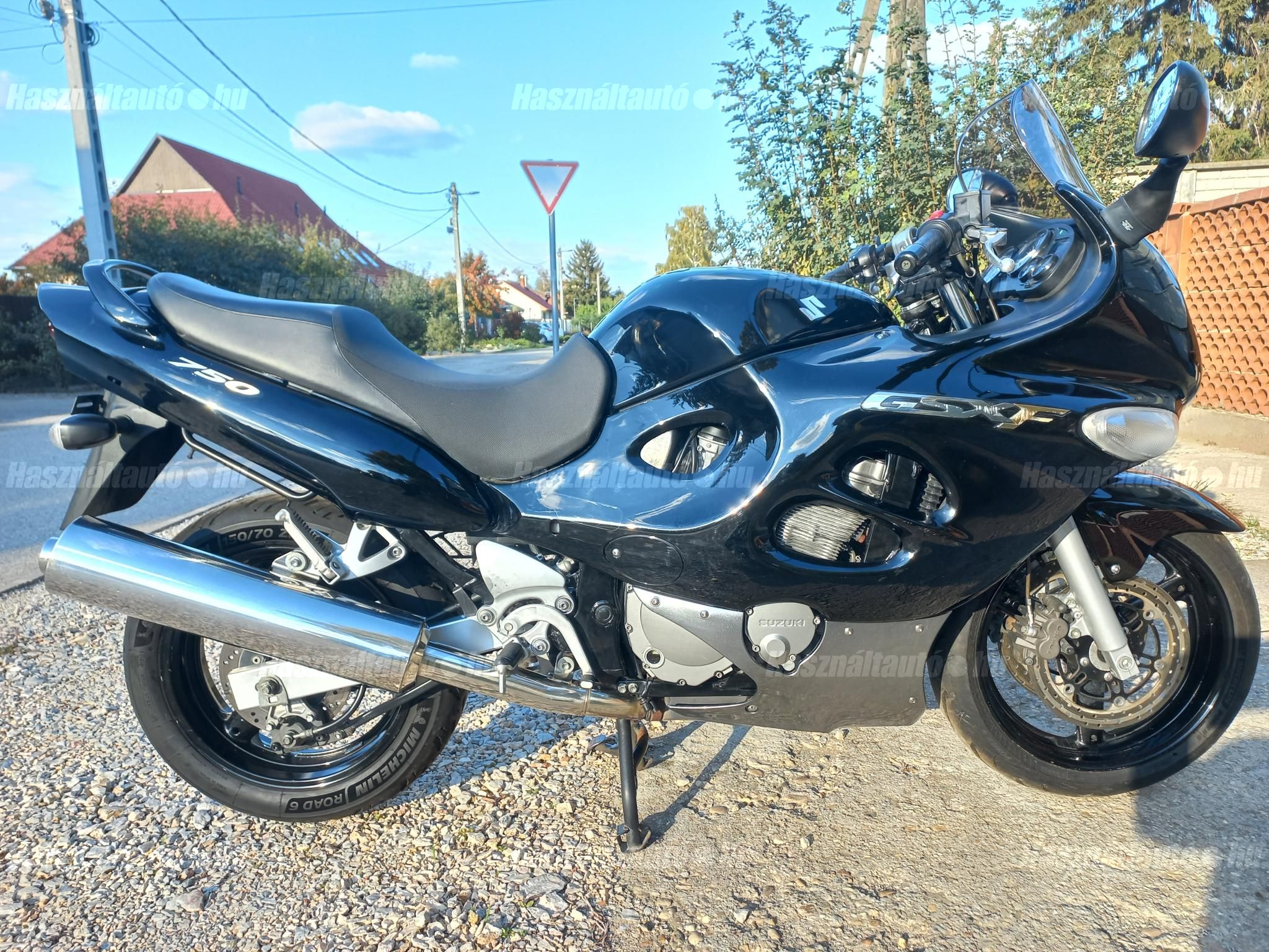 Eladó SUZUKI GSX 750 F 748 cm³ (2007) Motorkerékpár | Használtauto.hu