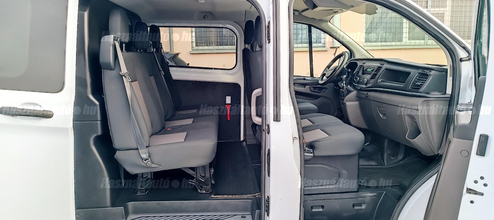 Eladó FORD TRANSIT Félig ablakos (2019) | Használtauto.hu