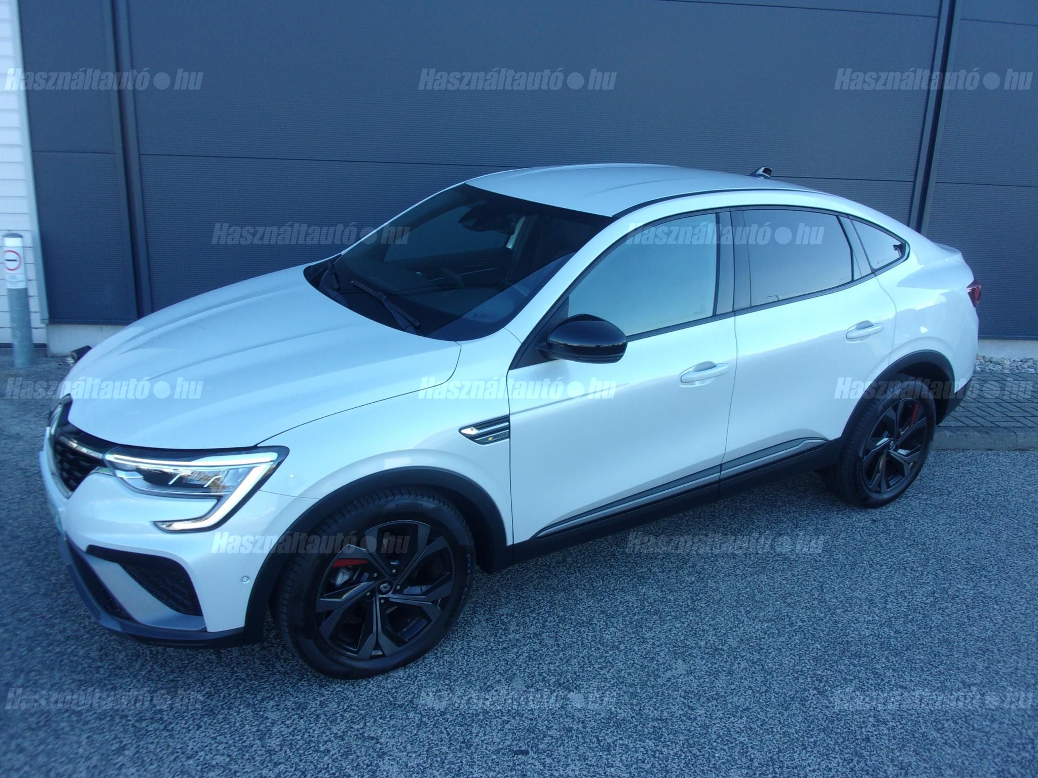 Eladó RENAULT ARKANA Városi terepjáró (crossover) (2022) | Használtauto.hu
