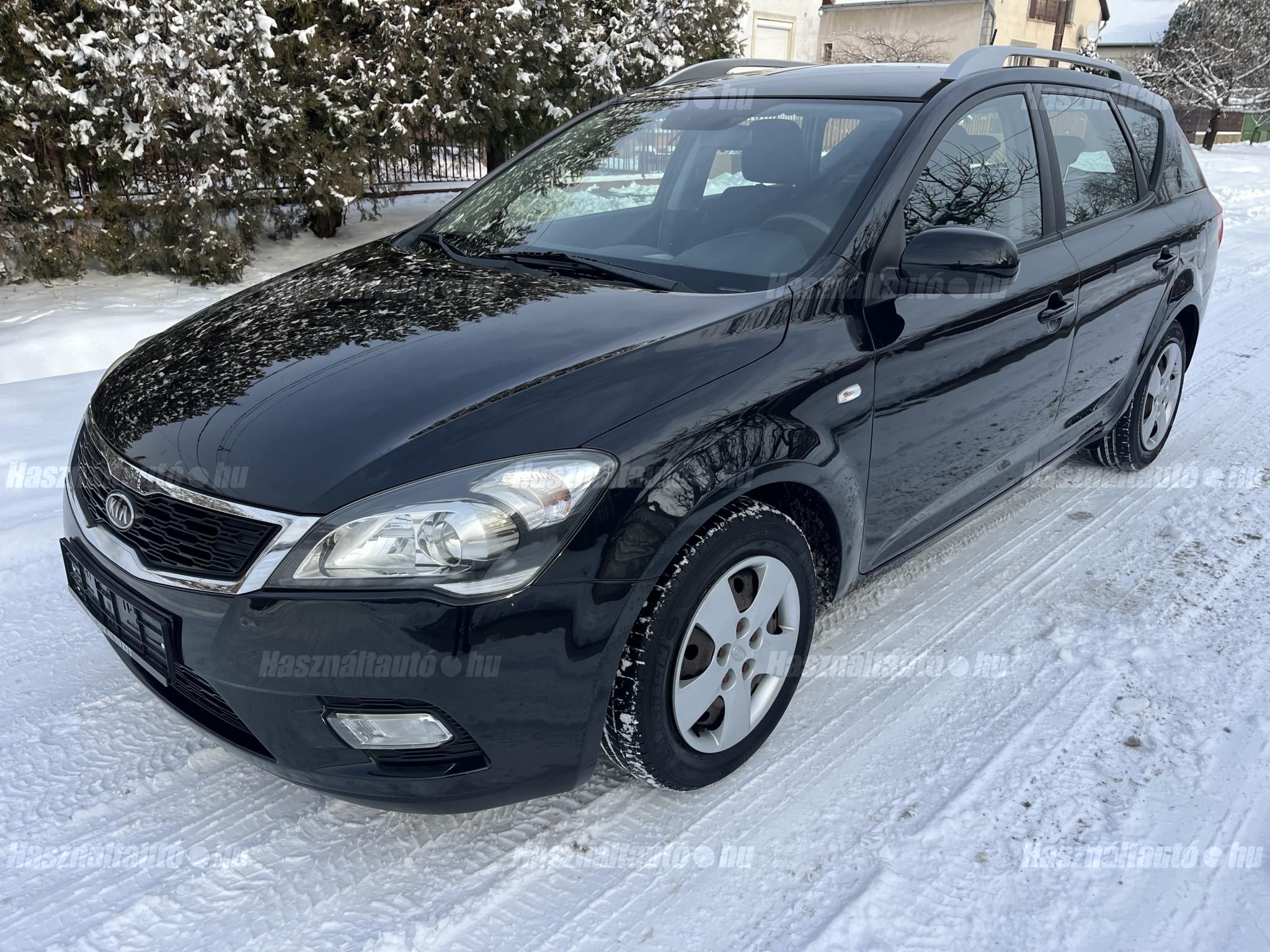 Eladó KIA CEE'D Kombi (2011) | Használtauto.hu
