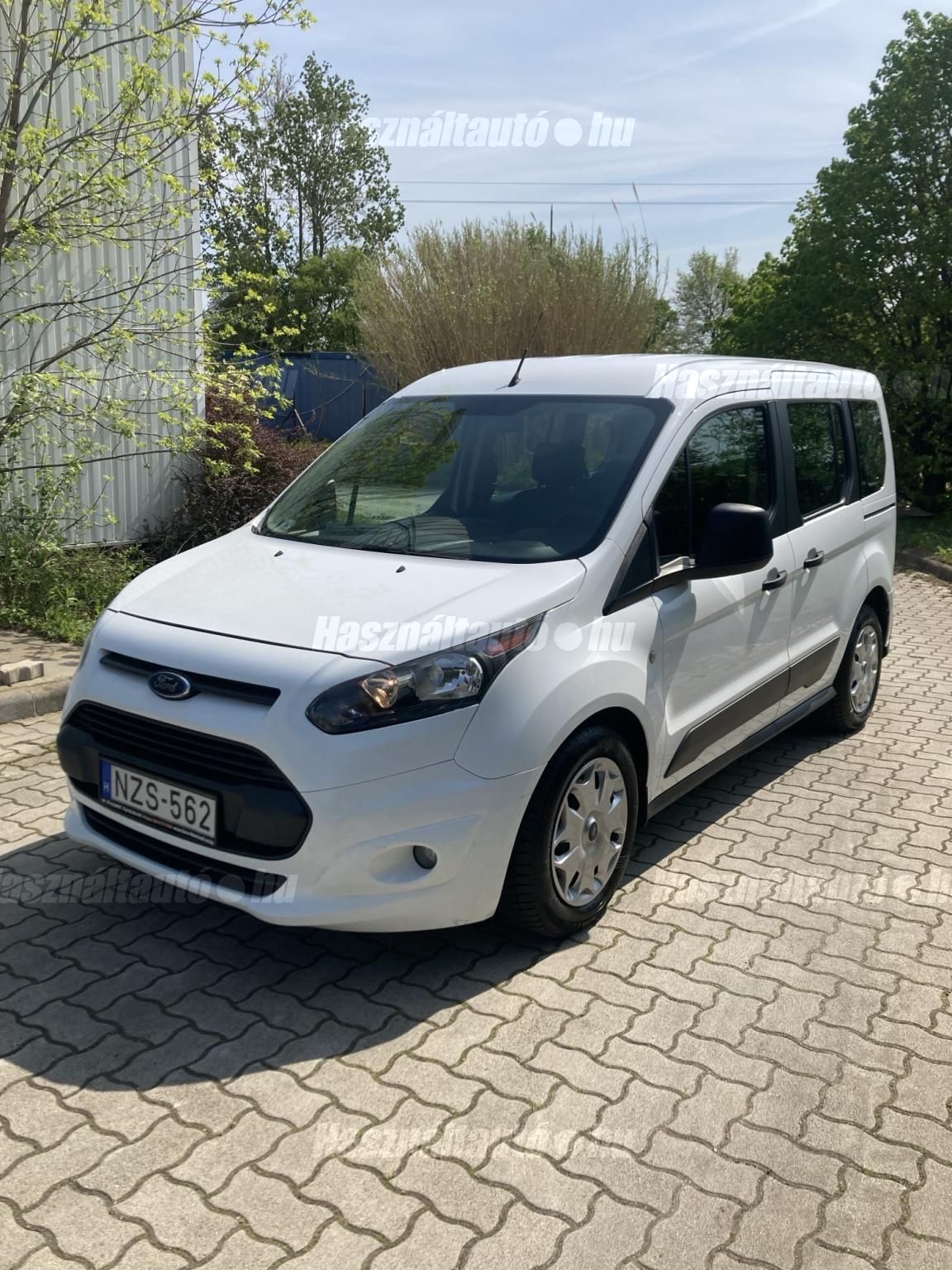 Eladó FORD CONNECT Kombi (2017) | Használtauto.hu