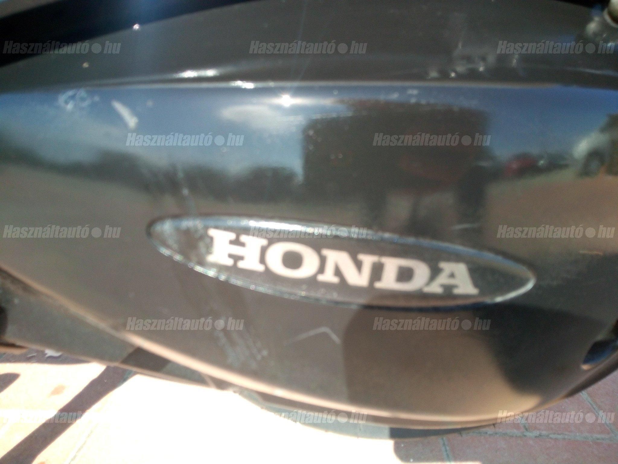 Eladó HONDA FJS 400 SILVER WING 400 cm³ (2006) Motorkerékpár ...