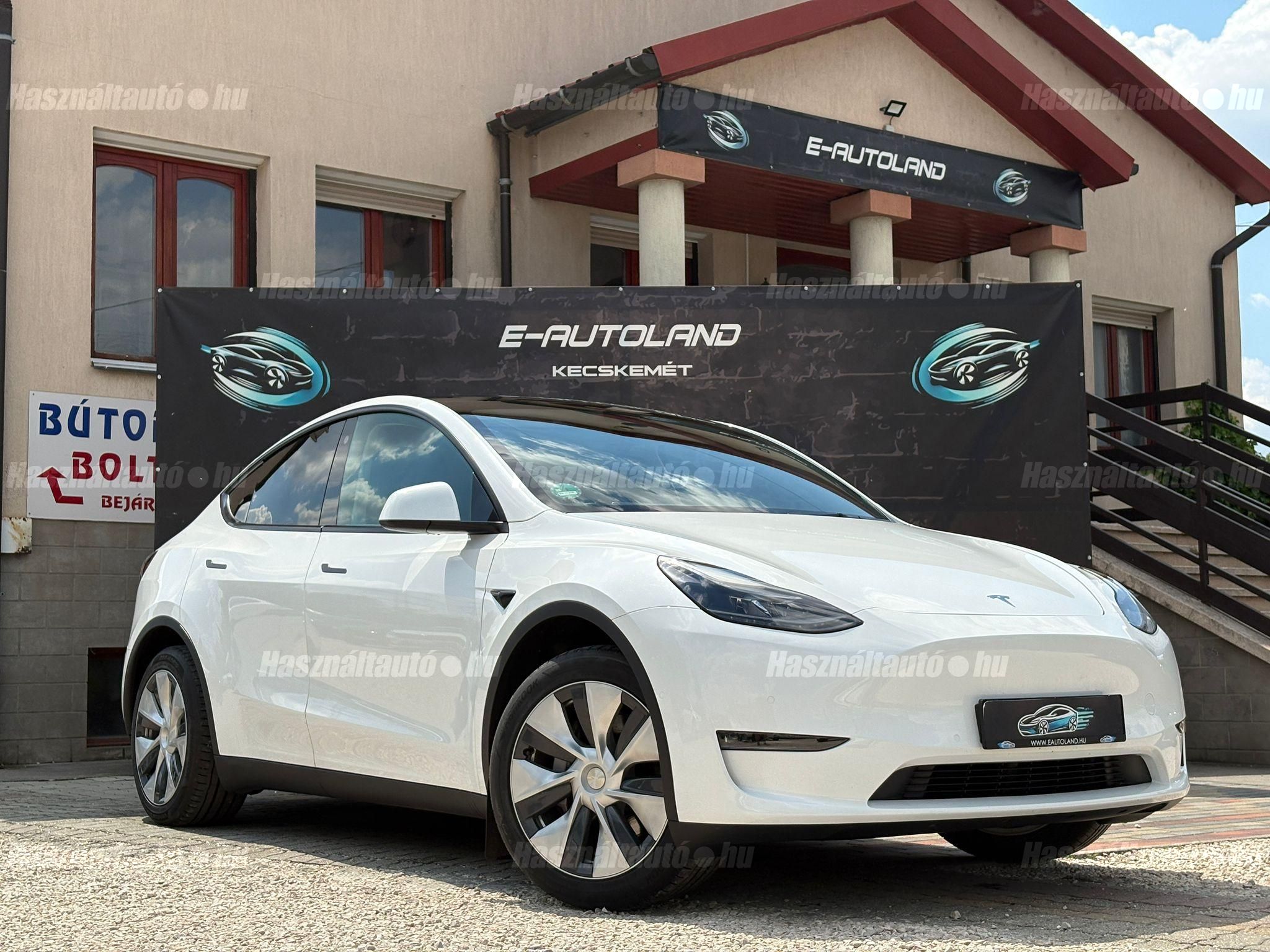 Eladó TESLA MODEL Y Városi terepjáró (crossover) (2022) | Használtautó.hu