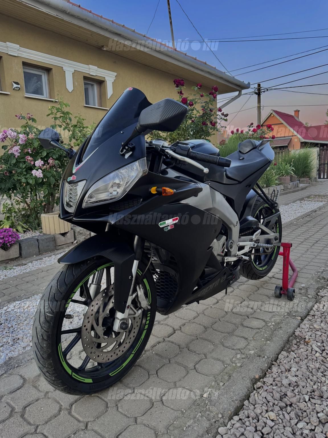 Eladó APRILIA RS 50 49 cm³ (2017) Motorkerékpár | Használtautó.hu