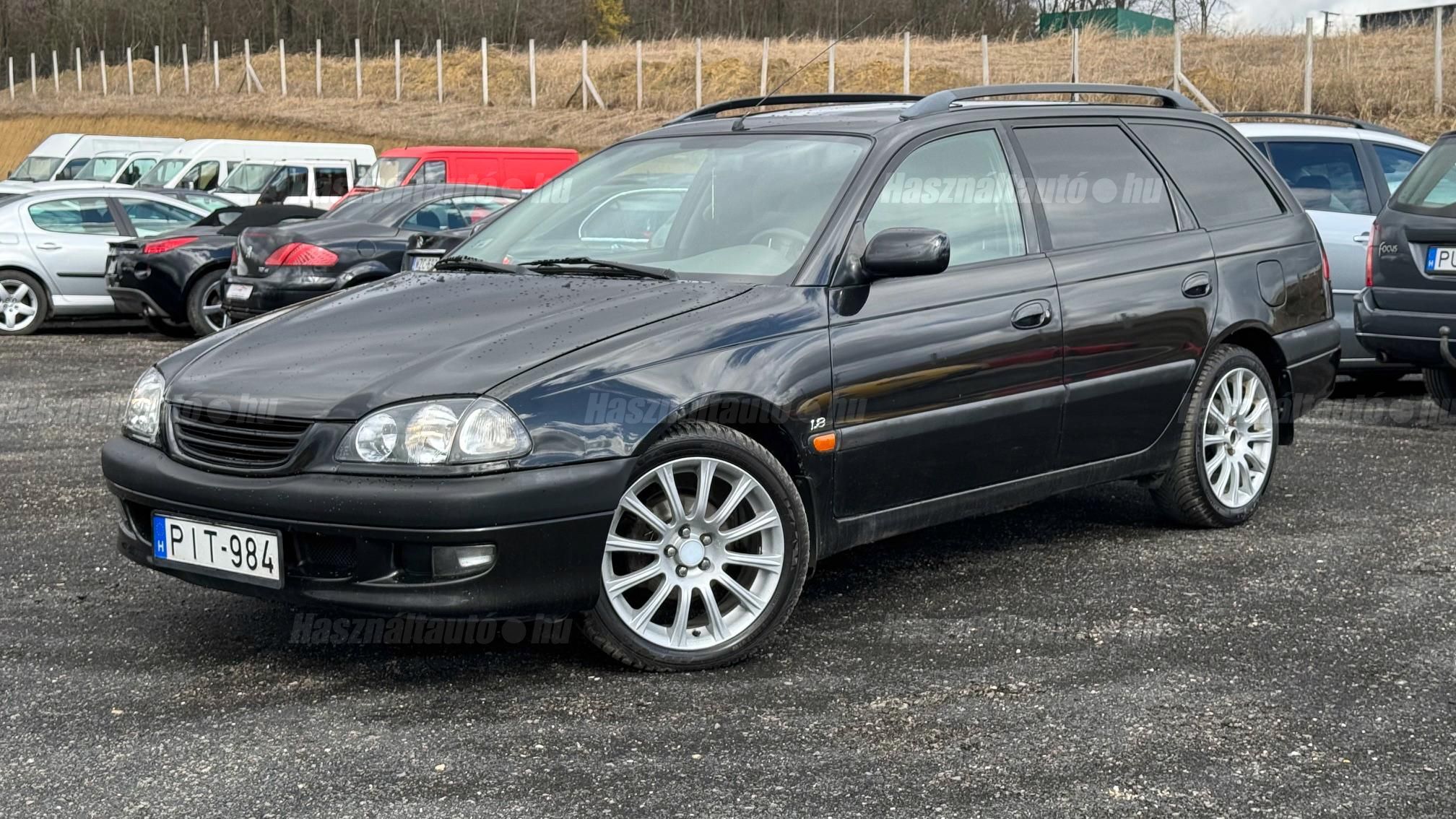 Eladó TOYOTA AVENSIS Kombi (1999) | Használtautó.hu