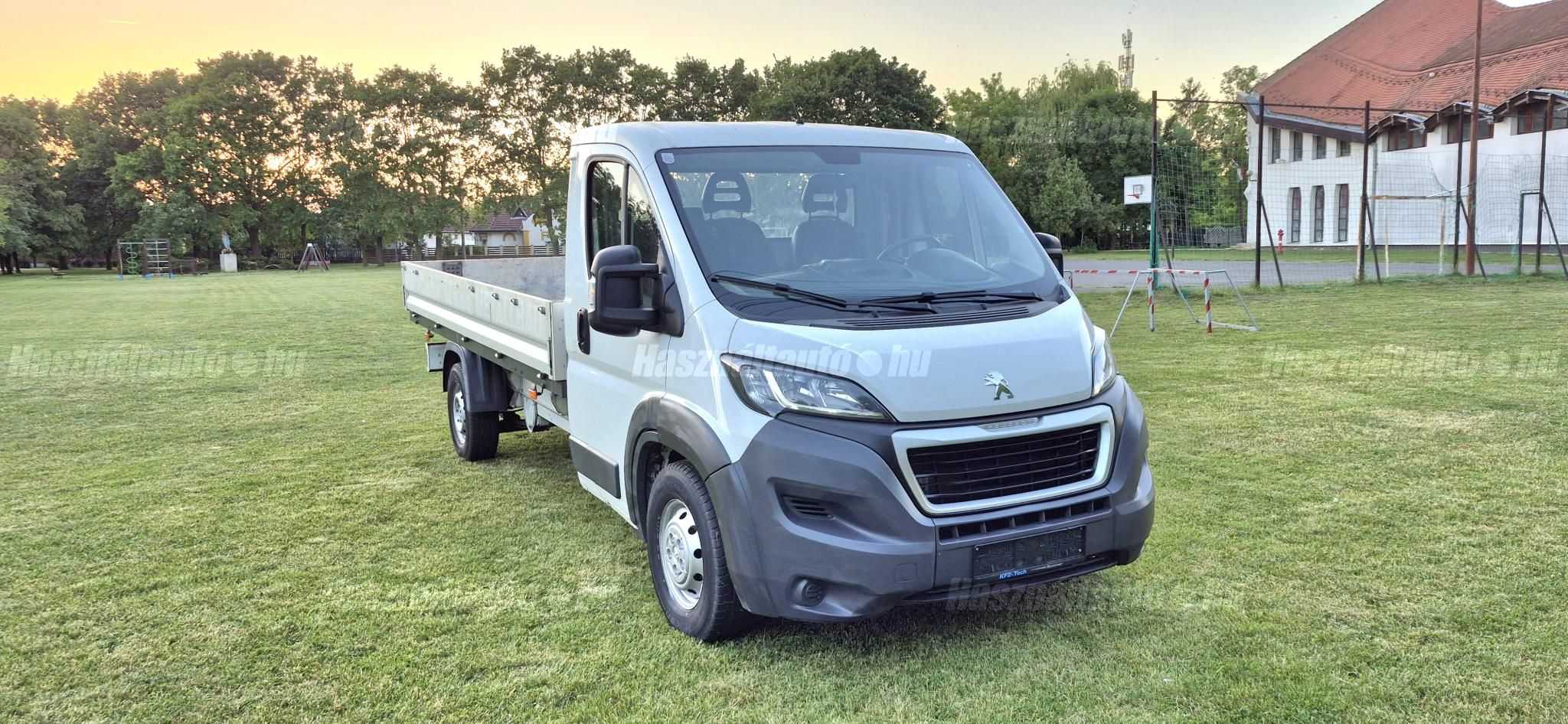 Eladó PEUGEOT BOXER Platós (2017) | Használtautó.hu