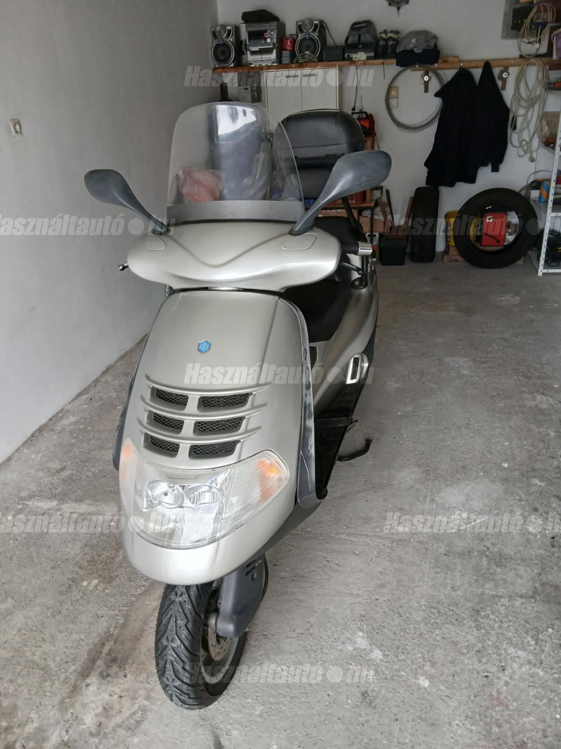 Eladó PIAGGIO HEXAGON 180 180 cm³ (2000) Motorkerékpár | Használtautó.hu