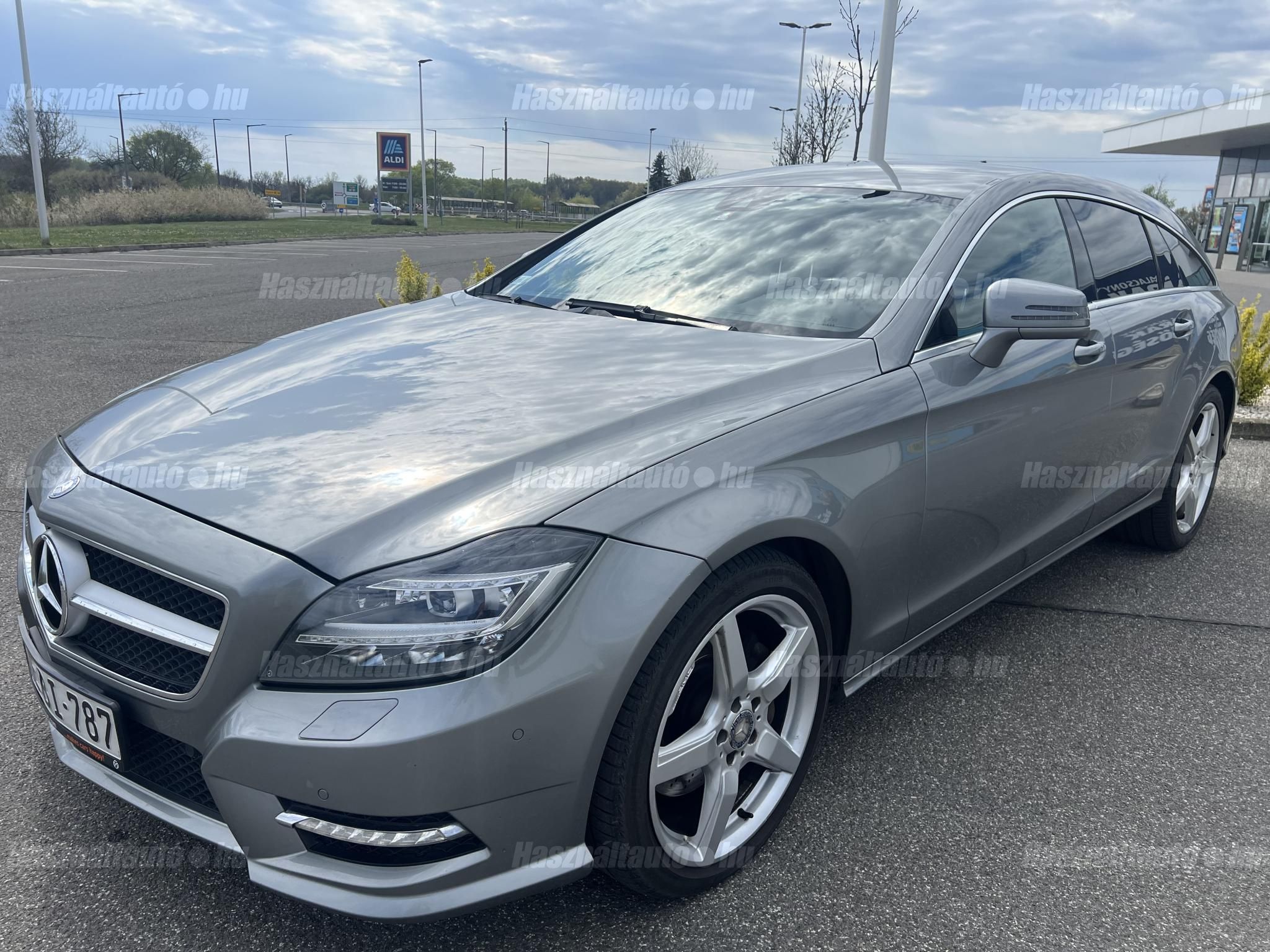 Eladó MERCEDES-BENZ CLS 350 Kombi (2012) | Használtautó.hu