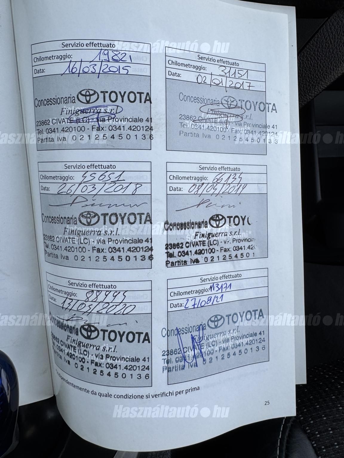 Eladó TOYOTA AURIS Ferdehátú (2012) | Használtautó.hu