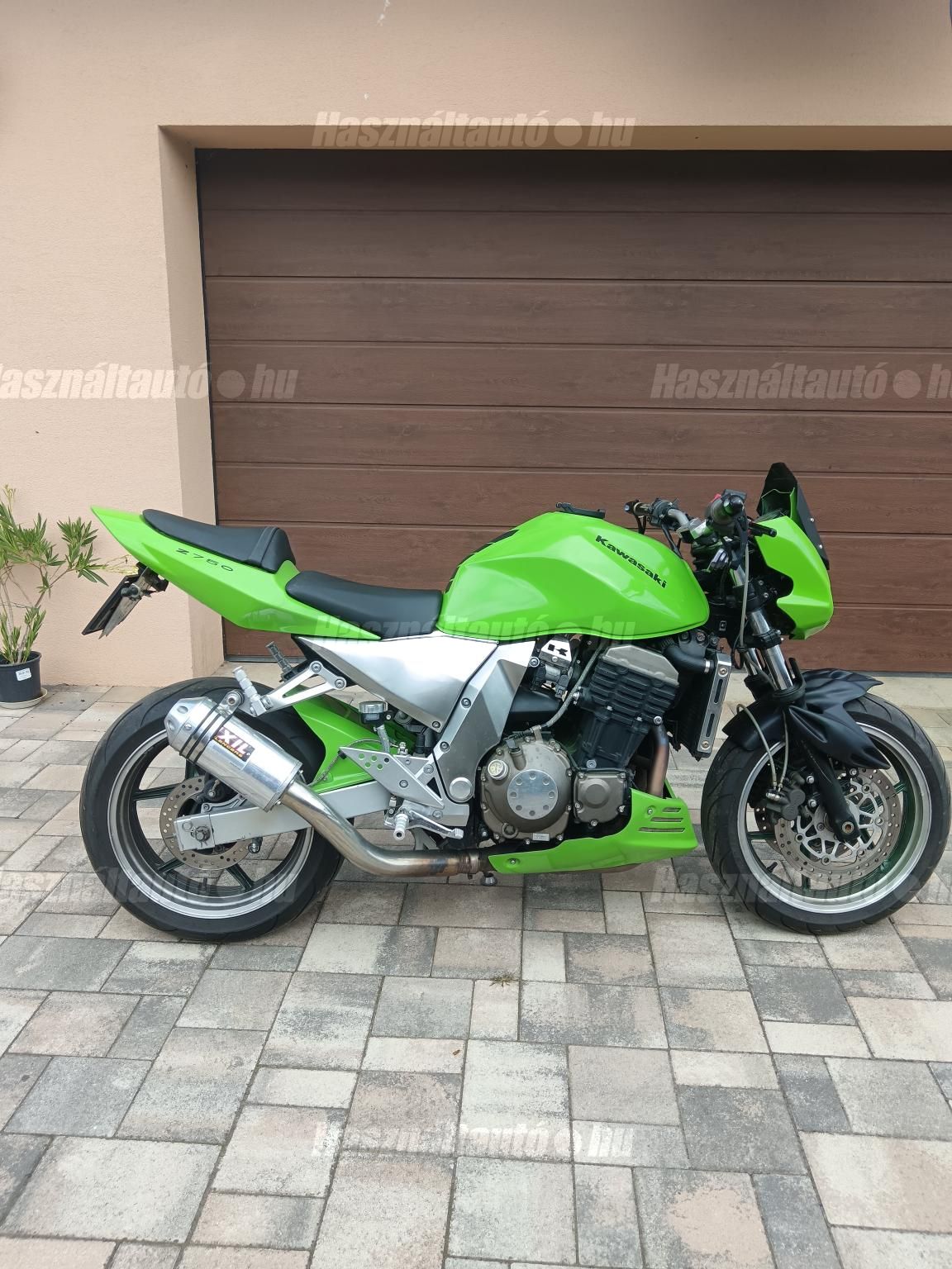 Eladó KAWASAKI Z 750 750 cm³ (2004) Motorkerékpár | Használtautó.hu