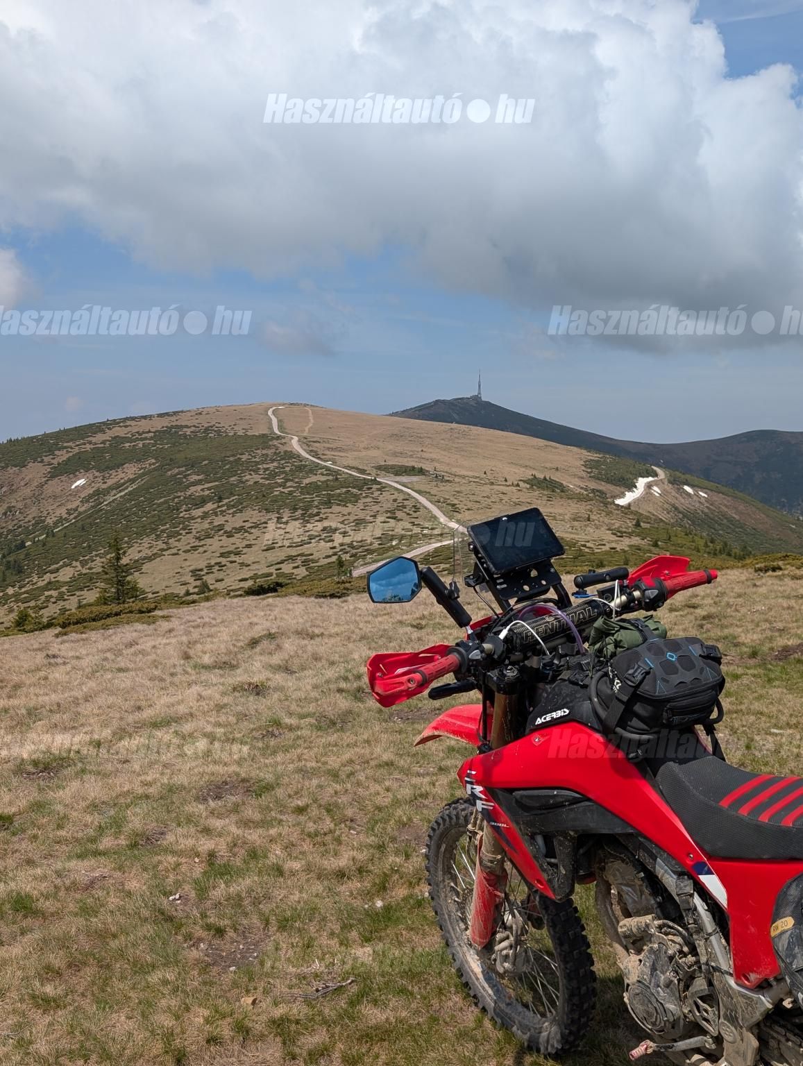Eladó HONDA CRF 300 L 286 cm³ (2025) Motorkerékpár | Használtautó.hu