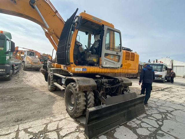 Eladó Normál HYUNDAI Kotrógép (2007) | Használtauto.hu