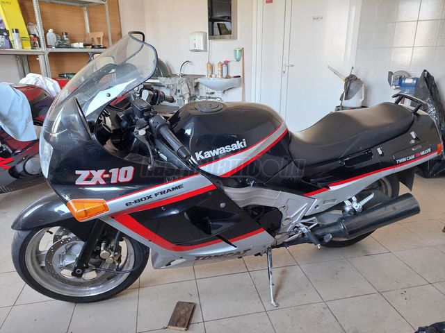 Eladó KAWASAKI ZX 10 998 cm³ (1990) Motorkerékpár | Használtautó.hu