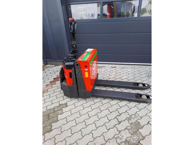 Eladó Kitűnő TOYOTA Targonca (2003) | Használtauto.hu