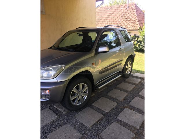 Eladó TOYOTA RAV 4 Városi terepjáró (crossover) (2001) | Használtauto.hu