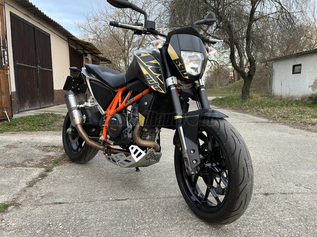 Eladó KTM 690 DUKE 690 cm³ (2014) Motorkerékpár | Használtauto.hu