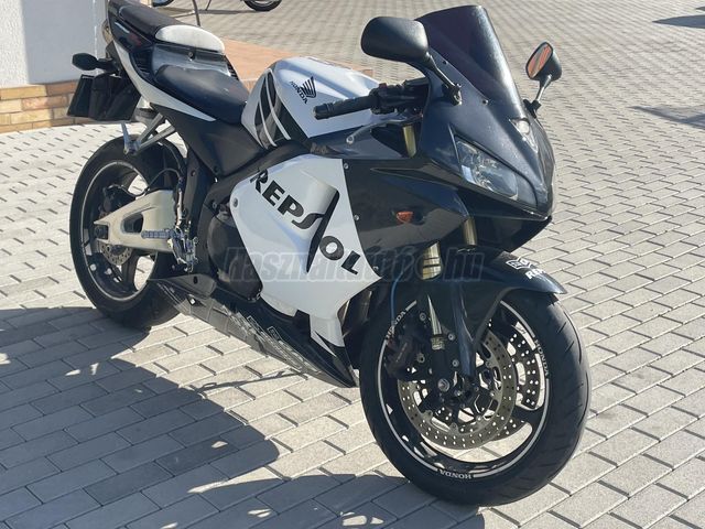 Eladó HONDA CBR 600 RR 599 cm³ (2005) Motorkerékpár | Használtauto.hu
