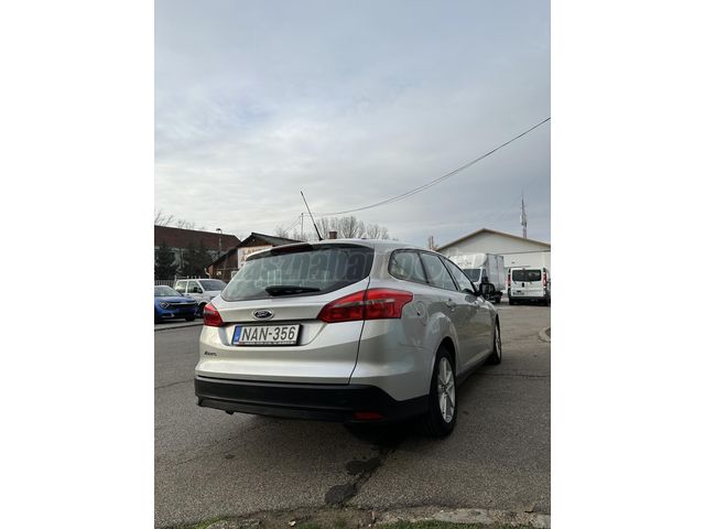 Eladó FORD FOCUS Kombi (2015) | Használtauto.hu