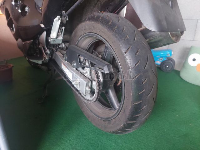 Eladó SUZUKI GSX 750 F 750 cm³ (2006) Motorkerékpár | Használtauto.hu