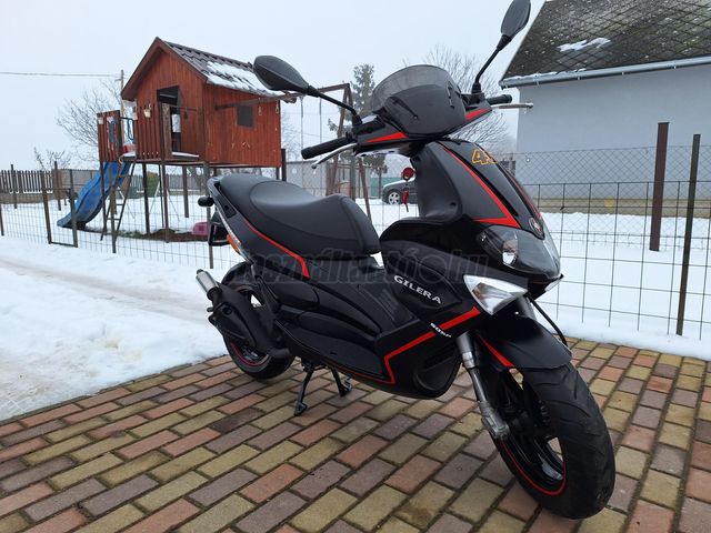 Eladó GILERA RUNNER 50 cm³ (2011) Motorkerékpár | Használtauto.hu