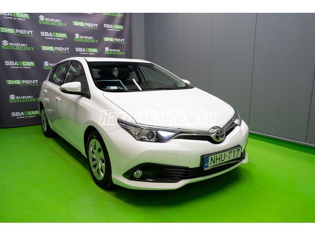 Eladó TOYOTA AURIS Ferdehátú (2016) | Használtautó.hu