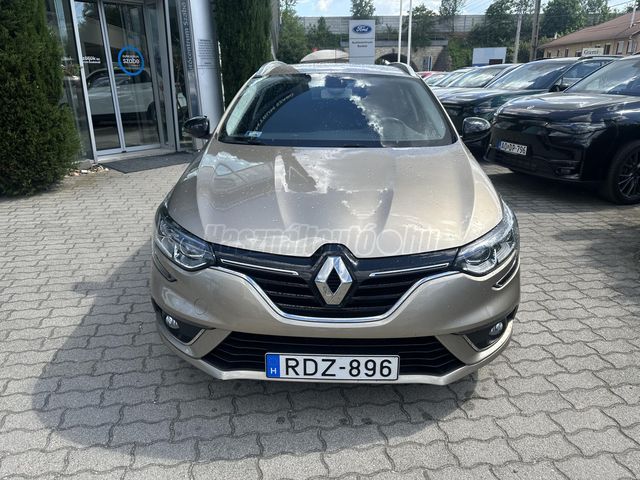 Eladó RENAULT MEGANE Ferdehátú (2018) | Használtautó.hu