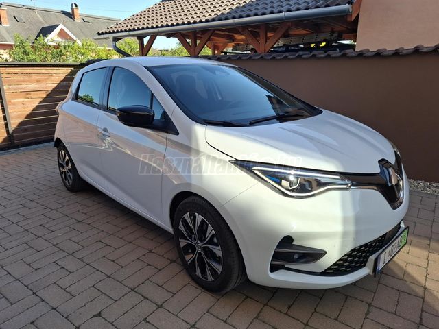 Eladó RENAULT ZOE Ferdehátú (2024) | Használtautó.hu