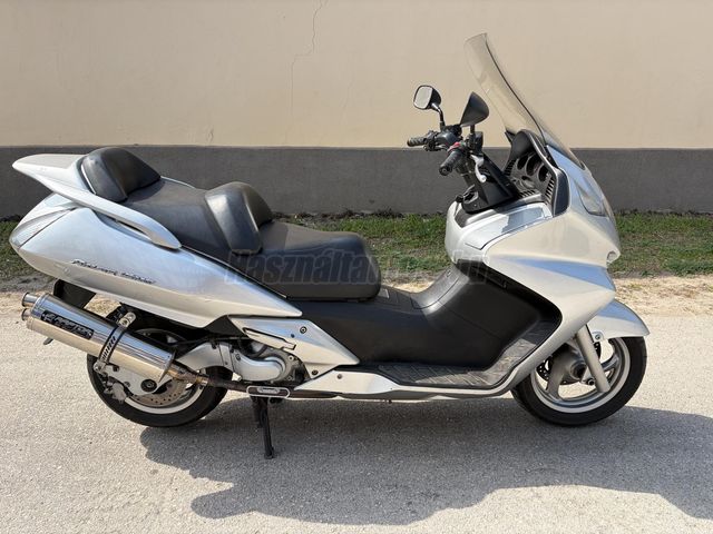 Eladó HONDA FJS 600 SILVER WING 582 cm³ (2003) Motorkerékpár ...