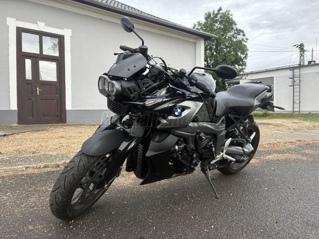 Eladó BMW K 1300 R 1 293 cm³ (2010) Motorkerékpár | Használtautó.hu