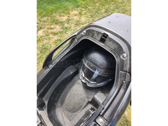 Eladó HONDA FJS 400 SILVER WING 400 cm³ (2008) Motorkerékpár ...