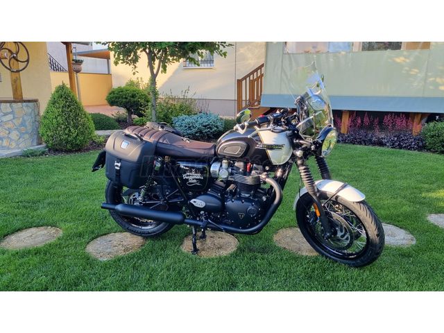 Eladó TRIUMPH BONNEVILLE 1 200 cm³ (2024) Motorkerékpár | Használtautó.hu