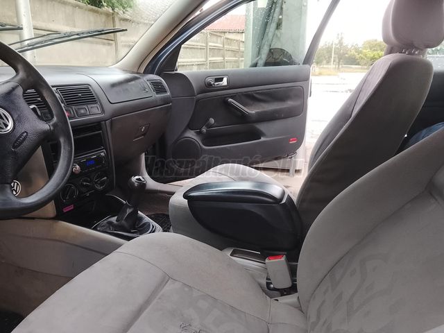 Eladó VOLKSWAGEN GOLF IV Ferdehátú (2000) | Használtautó.hu