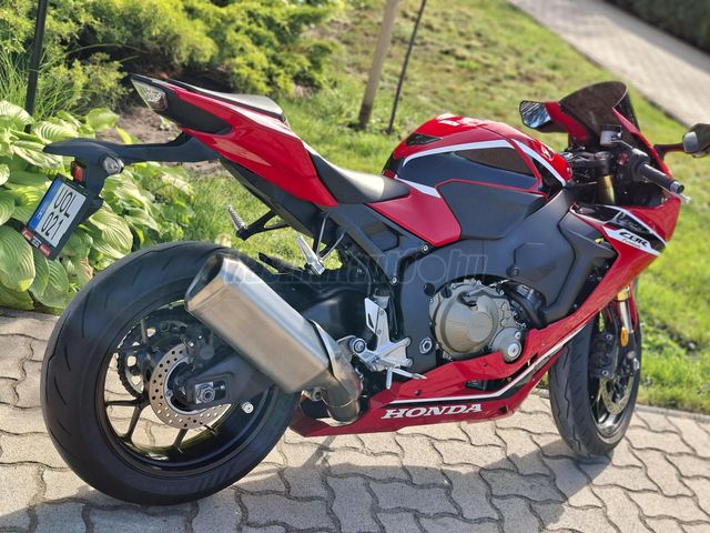 Eladó HONDA CBR 1000 RR 1 000 cm³ (2019) Motorkerékpár | Használtautó.hu