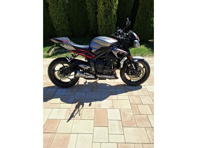 Eladó TRIUMPH STREET TRIPLE 765 cm³ (2021) Motorkerékpár | Használtautó.hu