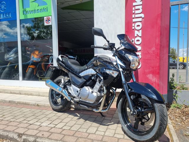 Eladó SUZUKI GW 250 INAZUMA 250 cm³ (2014) Motorkerékpár | Használtautó.hu