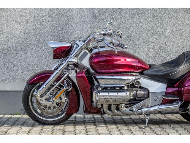 Eladó HONDA NRX 1800 VALKYRIE RUNE 1 832 cm³ (2004) Motorkerékpár ...